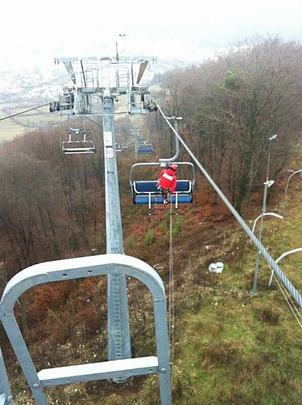 Exerciţiu de salvare la telescaun - Realitatea Media